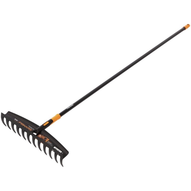 Fiskars | Kirviai, sniego kastuvai, įrankiai - ermitazas.lt