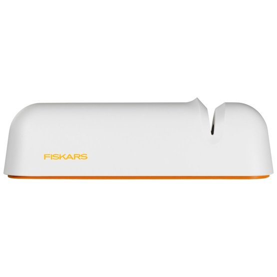 Fiskars | Kirviai, sniego kastuvai, įrankiai - ermitazas.lt